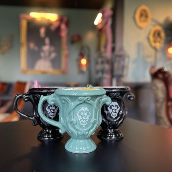 BURNT UMBER COFFEE FT. PETALS & POISON TEA ROOM - Updated August 2025 ...