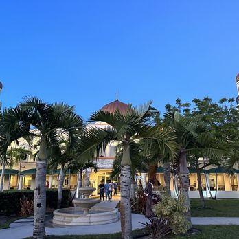 ISLAMIC CENTER OF GREATER MIAMI - Updated October 2025 - 16 Photos ...