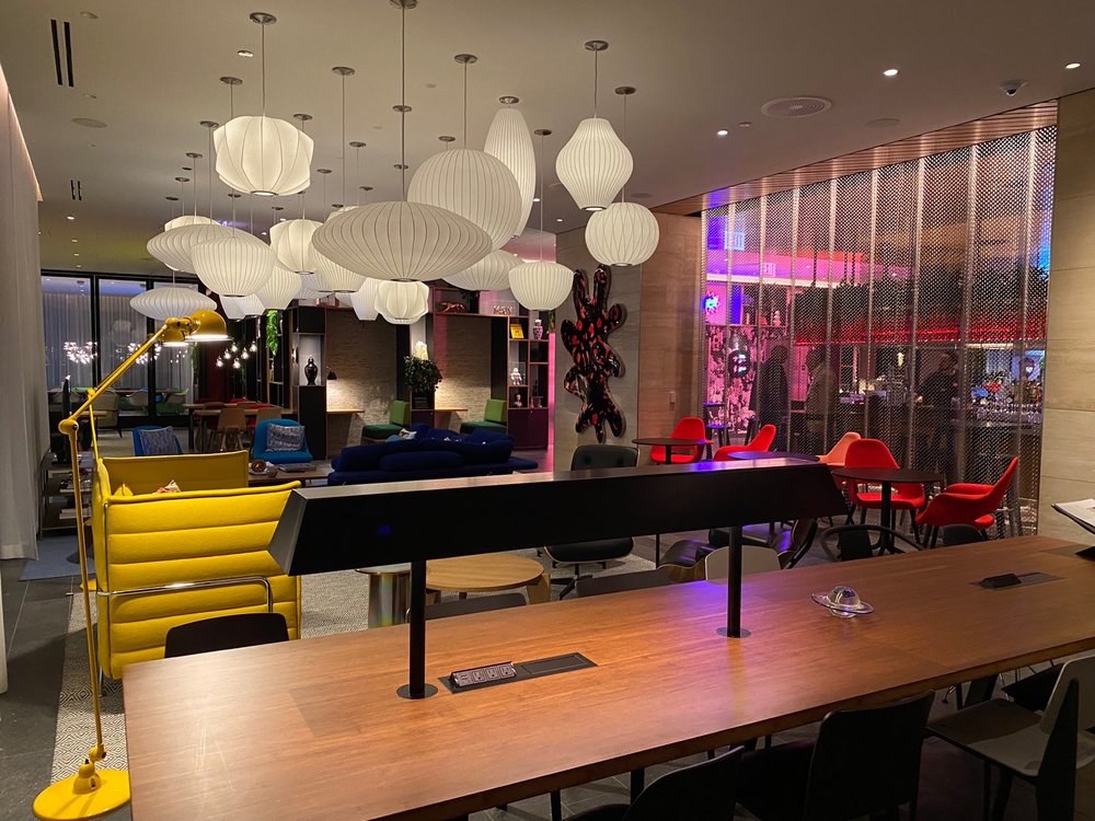 CITIZENM CHICAGO DOWNTOWN HOTEL - 73 Photos & 14 Reviews - 80 E Wacker ...