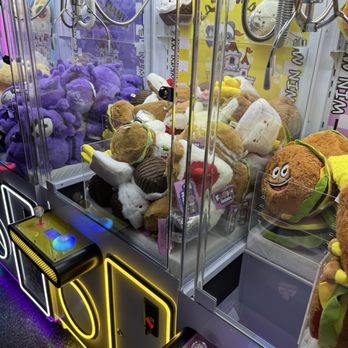 CLAW MANIA KINGDOM - Updated December 2025 - 833 Photos & 212 Reviews ...