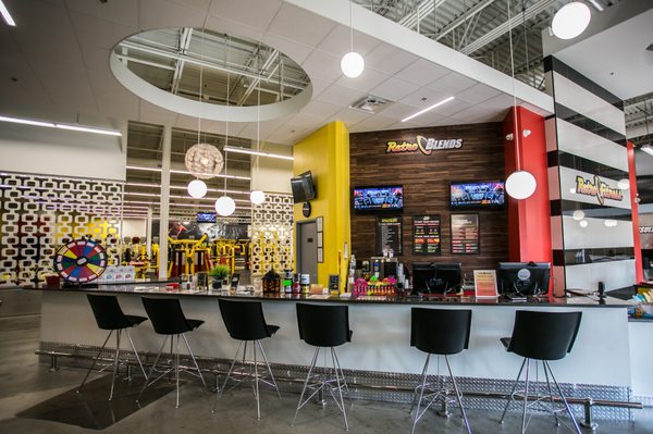 RETRO FITNESS - Updated July 2025 - 60 Photos & 15 Reviews - 700 ...
