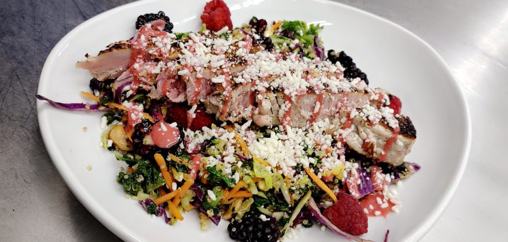 CAMP 28 SALOON BUNKHOUSE & COOK SHANTY - Updated August 2025 - 10 ...