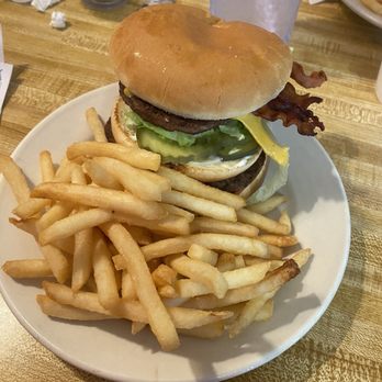 RED FOX GRILL - Updated October 2025 - 53 Photos & 46 Reviews - 232 E ...