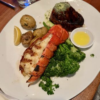 SEASONS 52 - Updated December 2025 - 1360 Photos & 1106 Reviews - 2502 ...