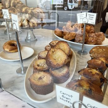 B PATISSERIE - Updated December 2024 - 7632 Photos & 3586 Reviews ...