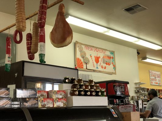 VILLA BASQUE CAFÉ - 447 Photos & 382 Reviews - 730 Basque Way, Carson ...