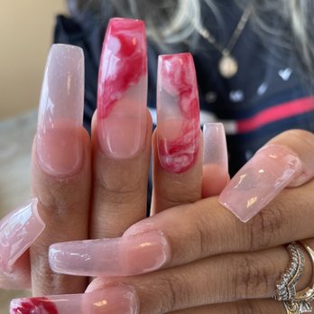 Dk nails store