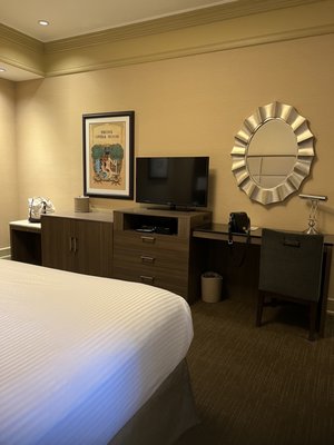 OPERA HOUSE HOTEL - Updated October 2024 - 91 Photos & 107 Reviews ...