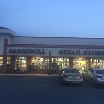 GOODWILL RETAIL STORE AND DONATION CENTER - Updated October 2025 - 16 ...