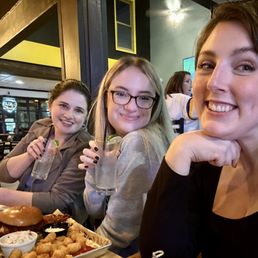 PERRYTOWN TAP HOUSE - Updated November 2024 - 31 Photos - 1002 Perry ...