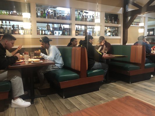 STATE LINE FAMILY RESTAURANT - Updated October 2024 - 65 Photos & 120 ...