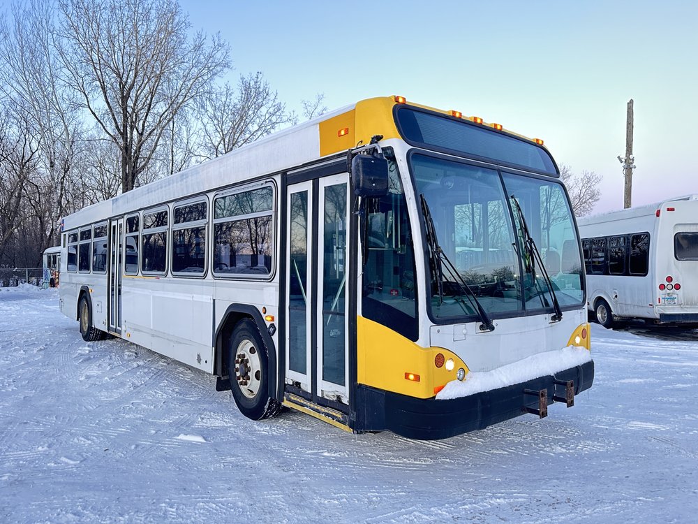 QUALITY BUSES FOR SALE - Saint Paul, Minnesota - Buses - Phone Number ...