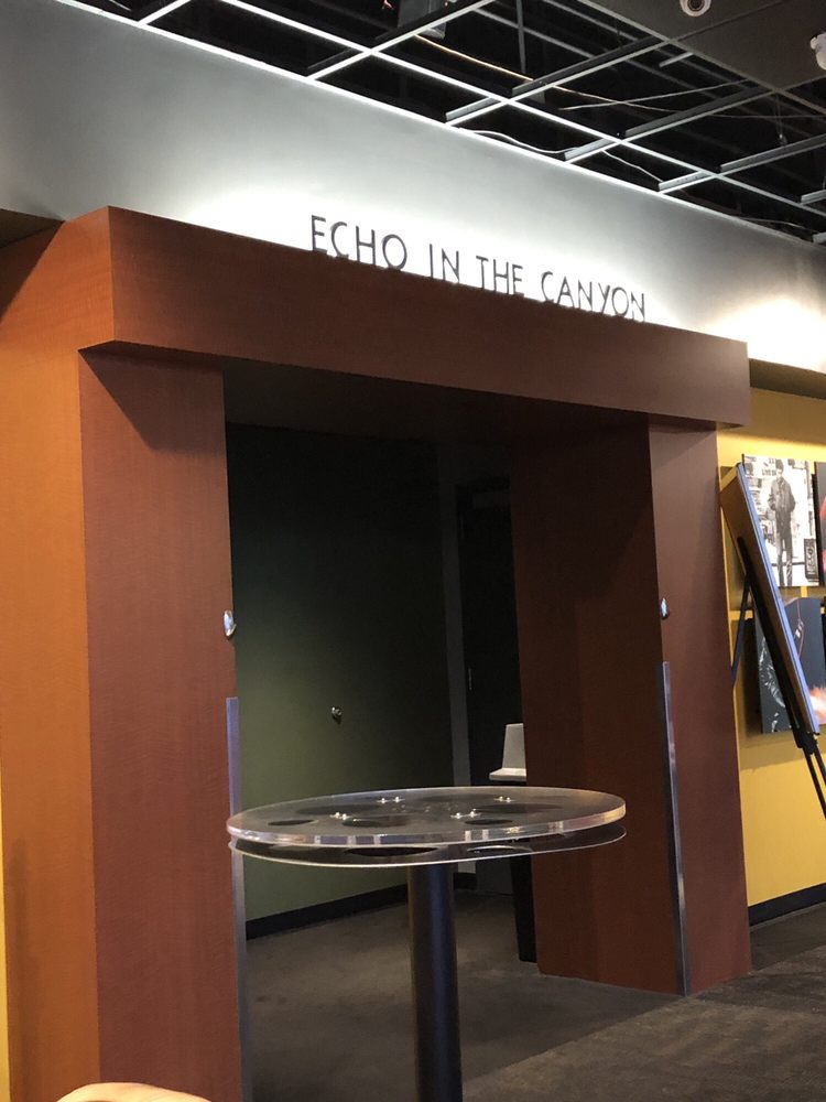 FLEUR CINEMA & CAFE - 66 Photos & 51 Reviews - 4545 Fleur Dr, Des ...