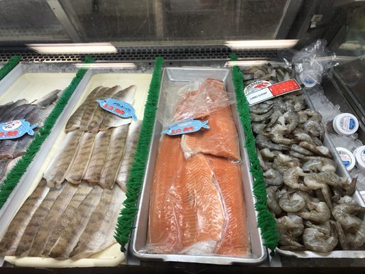 MR FISH - Updated January 2026 - 27 Photos & 40 Reviews - 2629 E Vernor ...