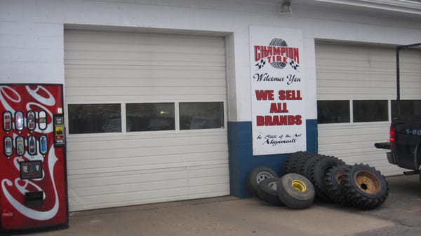 CHAMPION TIRE - Updated December 2025 - 21 Reviews - 1130 Old York Rd ...