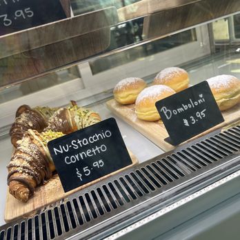 CAFE CLUB MONTVILLE - Updated December 2025 - 81 Photos & 35 Reviews ...