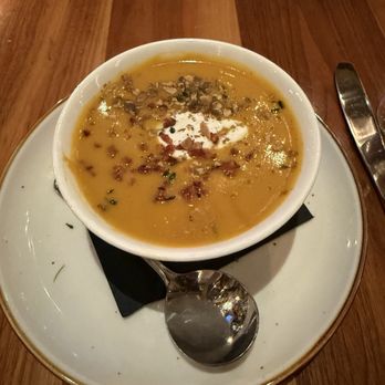 FIN POINT OYSTER BAR & GRILL - Updated July 2025 - 808 Photos & 593 ...