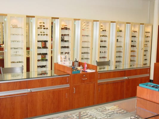 OPTIX - Updated October 2025 - 20 Photos & 70 Reviews - 2926 Wilshire ...