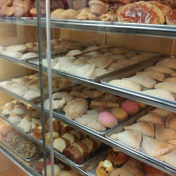 PONCE BAKERY - Updated October 2025 - 35 Photos & 18 Reviews - 757 S Fetterly Ave, Los Angeles ...