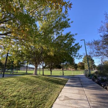 SUNRIDGE PARK - Updated December 2025 - 70 Photos - 1010 Sandy Ridge ...