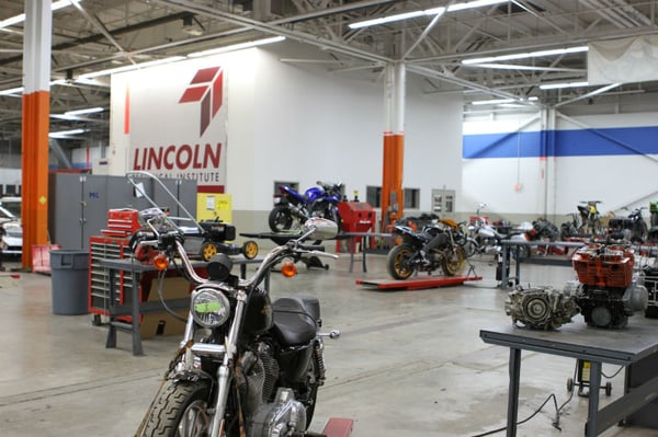 LINCOLN TECHNICAL INSTITUTE - Updated January 2026 - 21 Photos - 97 ...