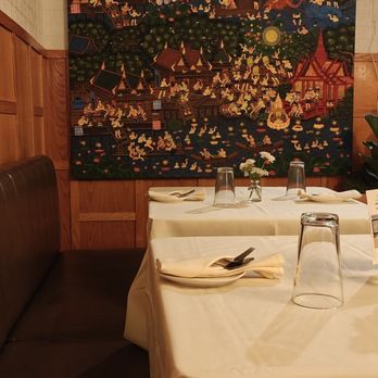 MANORAH - Updated December 2025 - 54 Photos & 27 Reviews - 654 W ...