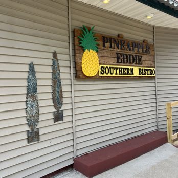 PINEAPPLE EDDIE SOUTHERN BISTRO - Updated November 2025 - 243 Photos ...