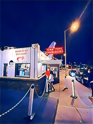 TOWN TOPIC with 429 Reviews & 343 Photos - 2021 Broadway St, Kansas ...