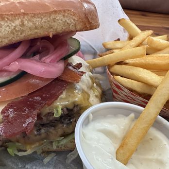 PARADISE VALLEY BURGER - Updated July 2025 - 1264 Photos & 2029 Reviews ...