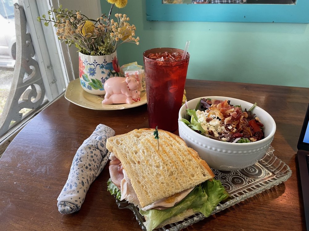 THE LITTLE CLAY HOUSE - Updated September 2024 - 27 Photos & 10 Reviews ...