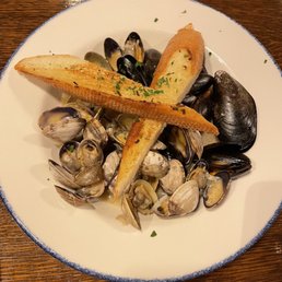 LINE & LURE SEAFOOD KITCHEN & TAP - Updated July 2025 - 499 Photos ...