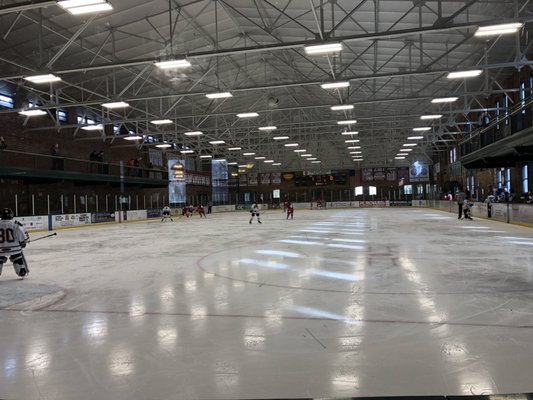 RED BANK ARMORY ICE COMPLEX - 12 Photos & 11 Reviews - 76 Chestnut St ...