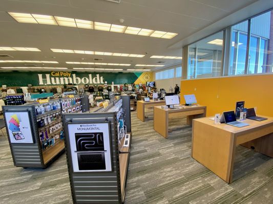 THE CAMPUS STORE TECH CENTER - Updated October 2025 - 12 Photos - 697 ...