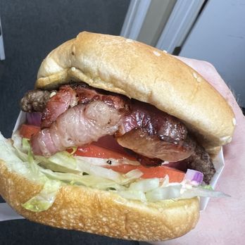 CALI BURGER - Updated February 2025 - 40 Photos & 37 Reviews - 3415 ...