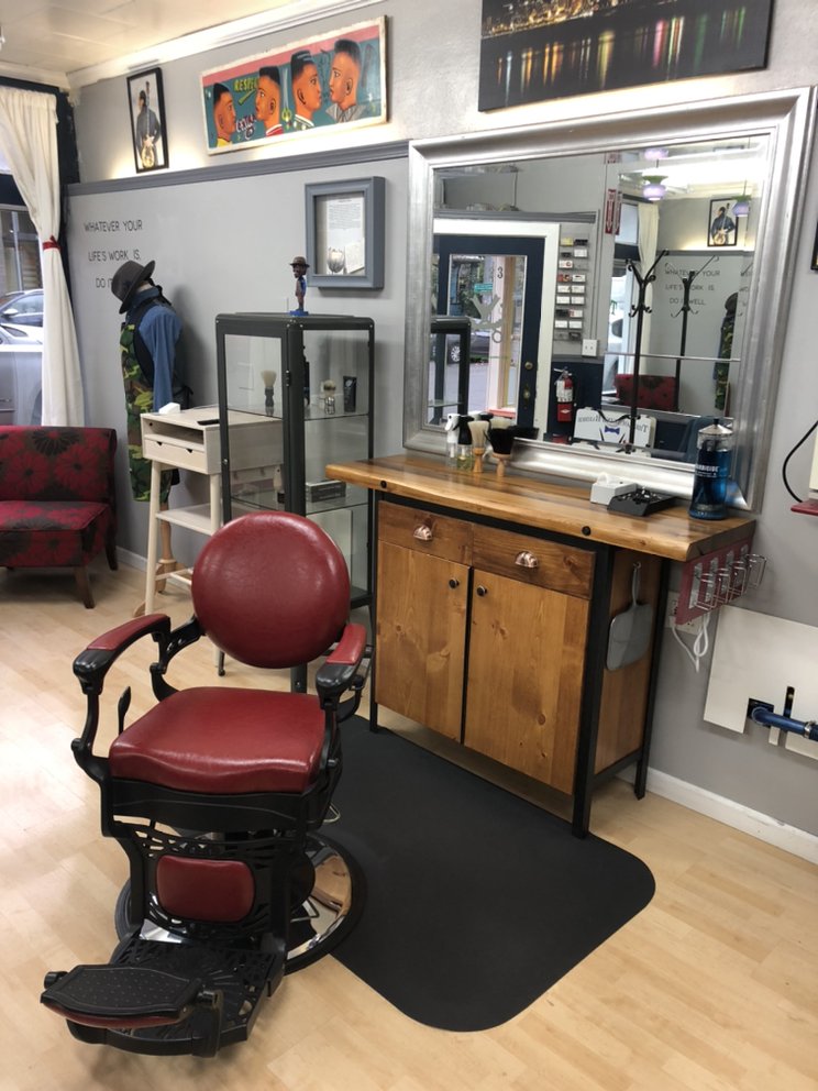 THE LOUNGING BARBER - Updated December 2025 - 22 Reviews - 1123 34th ...