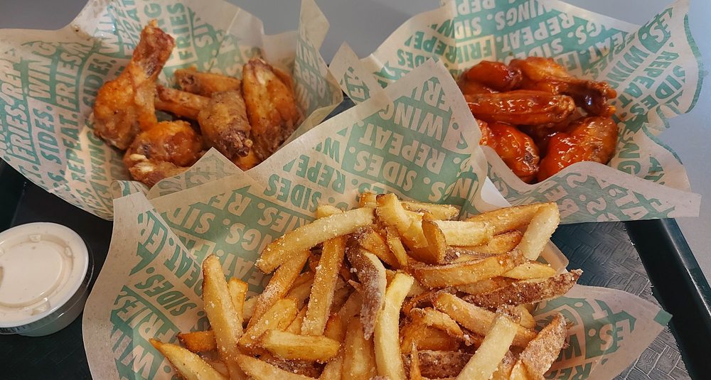 WINGSTOP - Updated June 2025 - 3479 Yonge Street, North York, Ontario ...