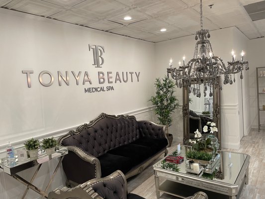 TONYA BEAUTY MEDICAL SPA - Updated January 2026 - 14 Photos - 1515 Park ...