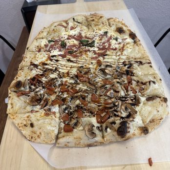BENJI’S WOODFIRE PIZZA - Updated June 2024 - 257 Photos & 160 Reviews ...