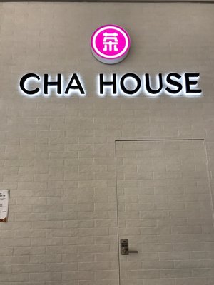 CHA HOUSE - Updated January 2026 - 10 Photos - 1220-2271 Harvey Avenue ...