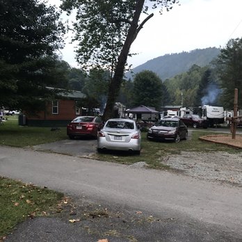 CHEROKEE / GREAT SMOKIES KOA - Updated August 2024 - 116 Photos & 55 ...
