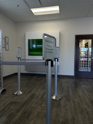 QUEST DIAGNOSTICS - Updated October 2025 - 24 Reviews - 2265 N Green ...