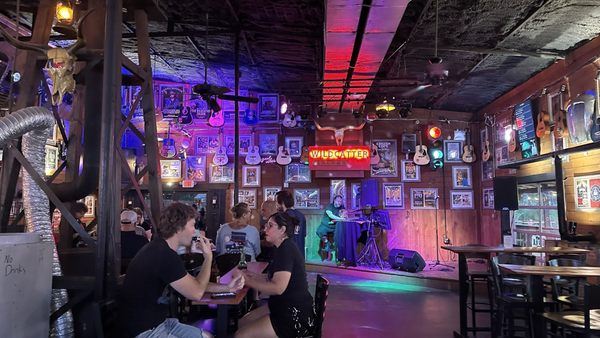 THE WILDCATTER SALOON - Updated January 2026 - 206 Photos & 102 Reviews ...