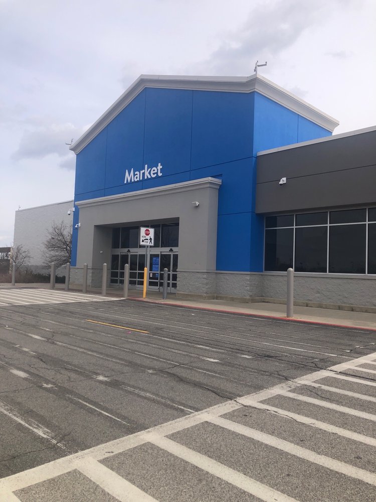 WALMART SUPERCENTER - Updated August 2024 - 32 Reviews - 4141 Pearl Rd ...
