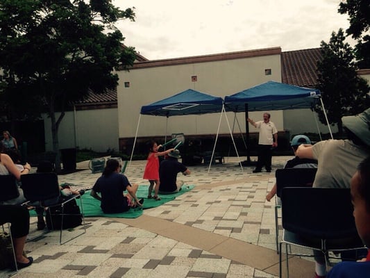 TUSTIN LIBRARY - Updated July 2025 - 61 Photos & 125 Reviews - 345 E ...