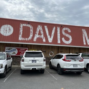 BOONIES - Updated October 2025 - 22 Photos & 21 Reviews - 641 Buffalo ...