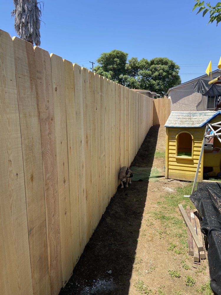 WELSH FENCE COMPANY - 117 Joliet Ct, El Cajon, California - Fences ...