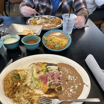 NACHO PADRES - Updated May 2025 - 186 Photos & 65 Reviews - 2121 ...