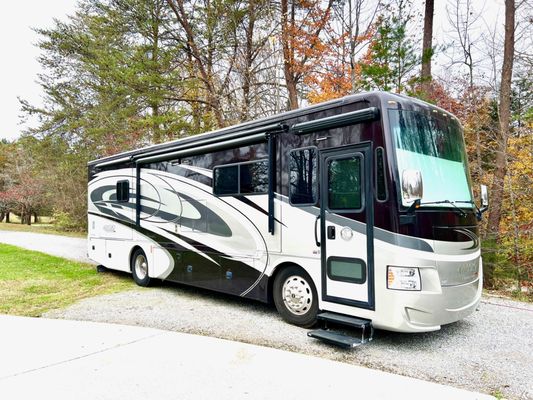 LAZYDAYS RV OF KNOXVILLE - Updated January 2026 - 23 Photos & 75 ...