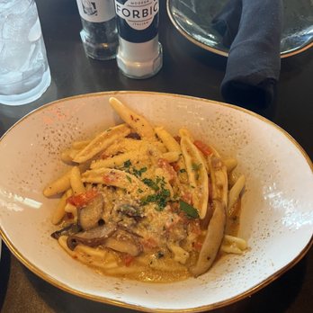 FORBICI MODERN ITALIAN - Updated October 2024 - 1041 Photos & 628 ...