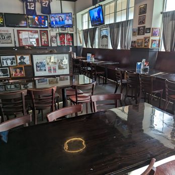 TOWNE TAVERN - FORT MILL - Updated October 2025 - 110 Photos & 201 ...